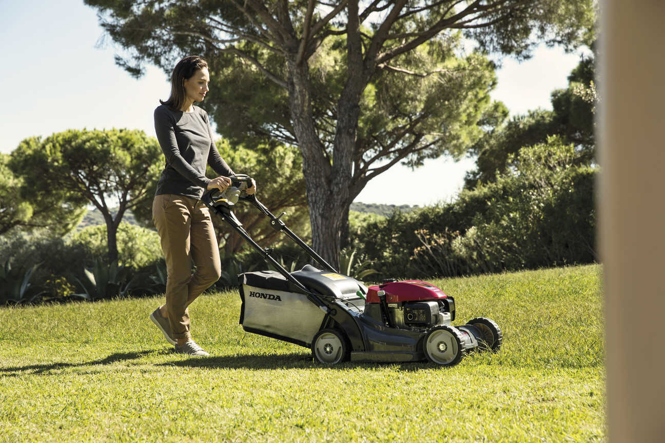 Nos conseils pour tondre le gazon | Conseils de tonte | Honda BE